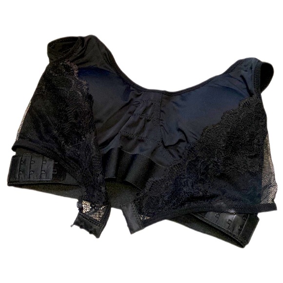 Intimates & Sleepwear | Bn Black Lace Crossover Bra Size Medium But ...